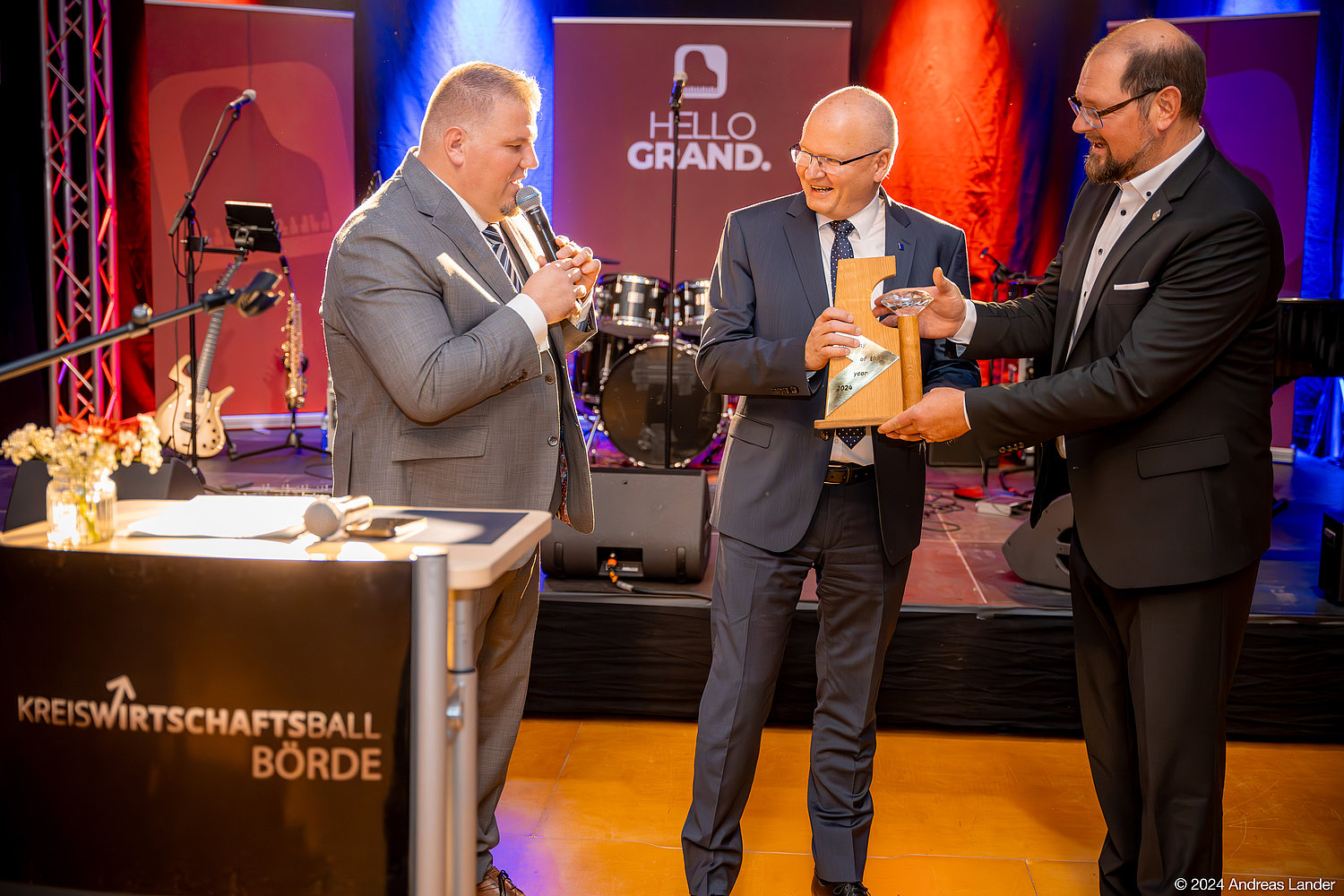 HORIBA FuelCon als "Company of the Year" ausgezeichnet